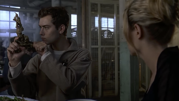 Beyond Games Vision: Biological Game Pods in eXistenZ - BeyondGames.biz